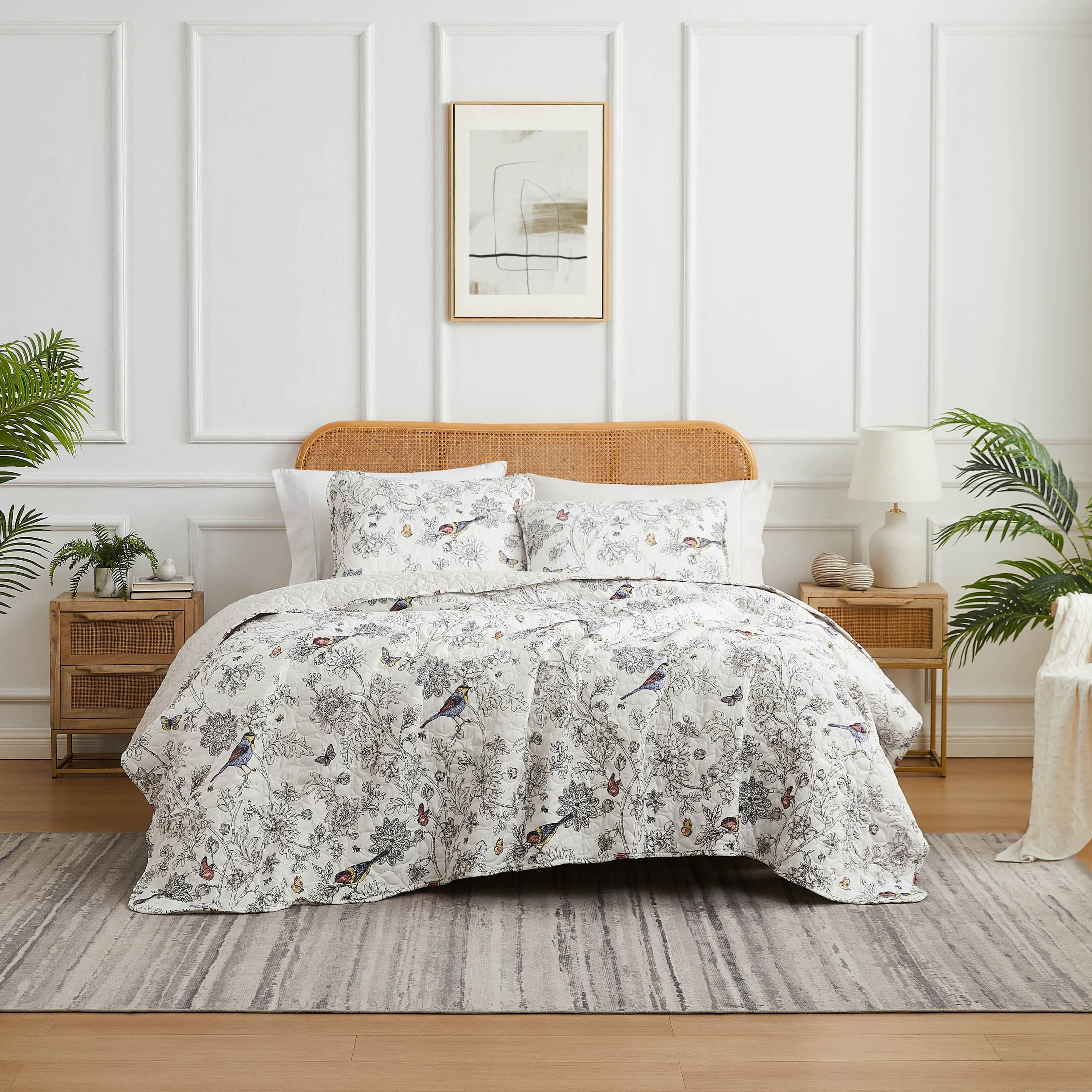 Bayberry Oversized Quilt Set – 2012 Textiles